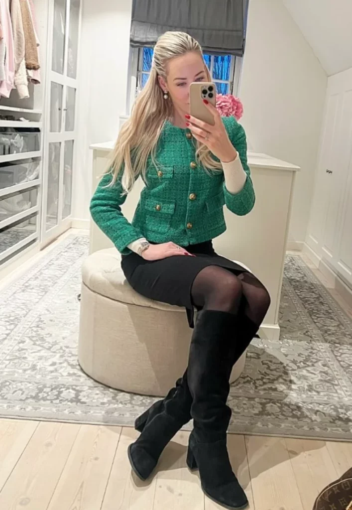 37+ Chic Secretary Outfits to Boost Your Confidence at Work - TheChicSavvy
