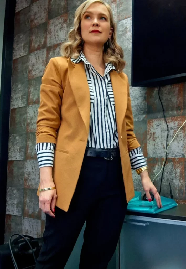 37+ Chic Secretary Outfits to Boost Your Confidence at Work - TheChicSavvy