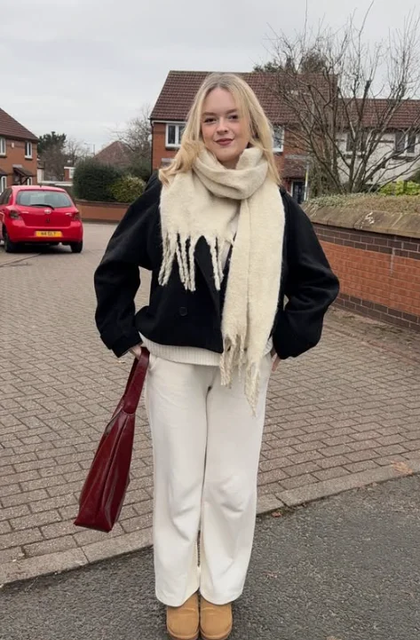 41+ Trendy Uni Outfits for a Chic and Comfortable Campus Style ...