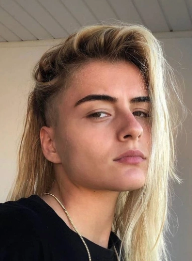 23+ Fun Tomboy Hair Styles for a Playful Vibe - TheChicSavvy