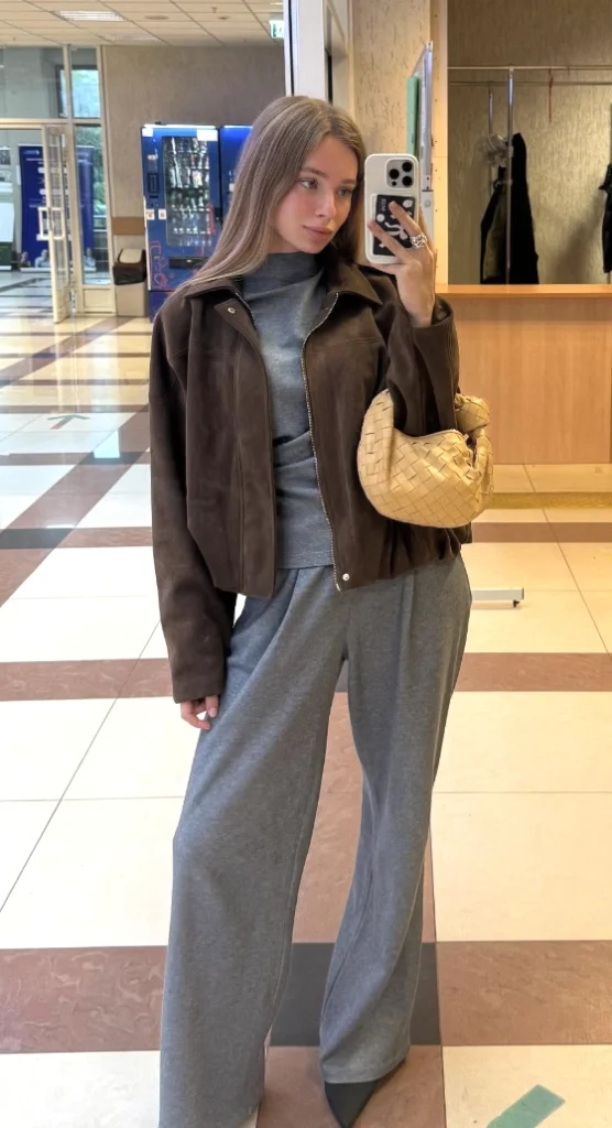 41+ Trendy Uni Outfits for a Chic and Comfortable Campus Style ...